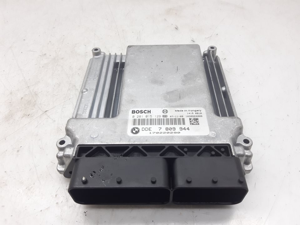 Engine control unit (ECU) BMW 5 (E60) 530 xd 8351281 | B-Parts