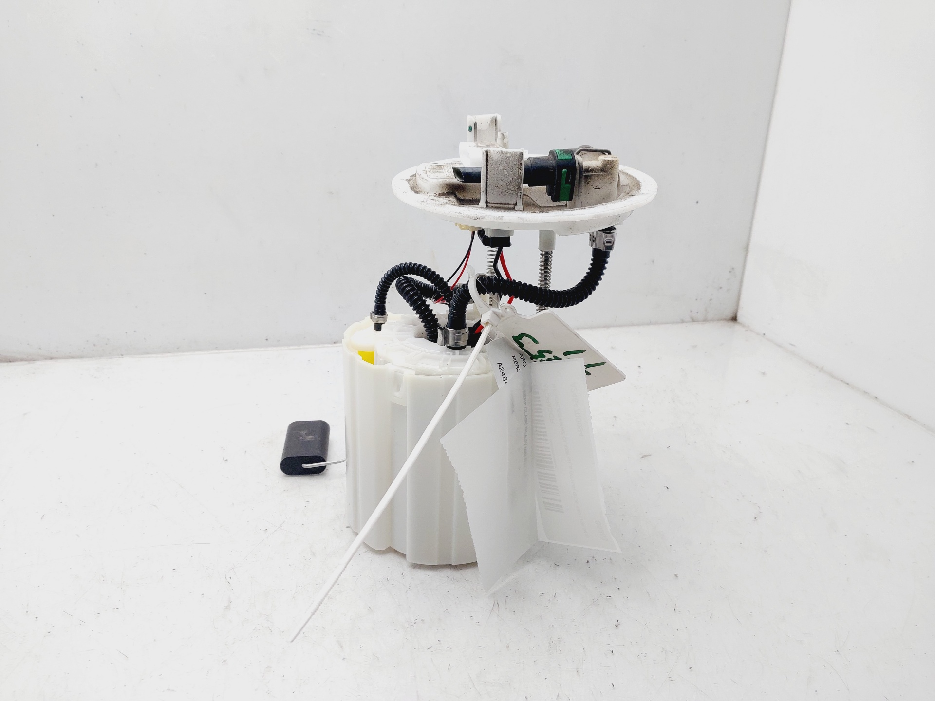 Fuel pump MERCEDES-BENZ GLA-CLASS (X156) GLA 180 (156.942) 23082436 | B ...