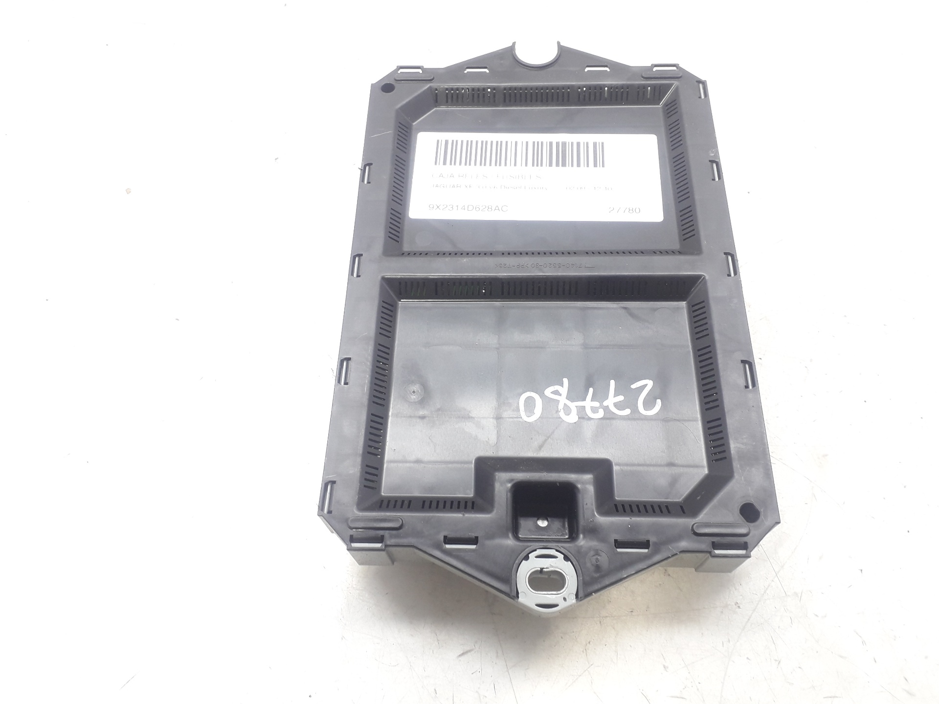 Fuse box JAGUAR XF I (X250) 3.0 D 9818640 | B-Parts