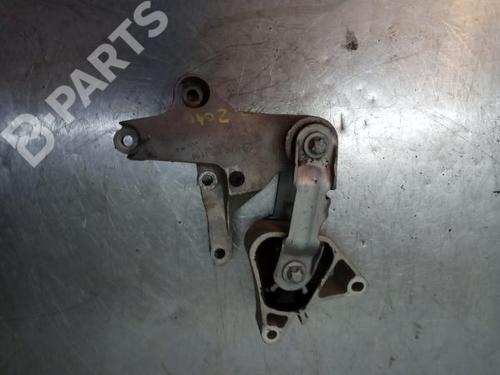 Engine mount MERCEDES-BENZ A-CLASS (W176) A 180 CDI / d (176.012 ...