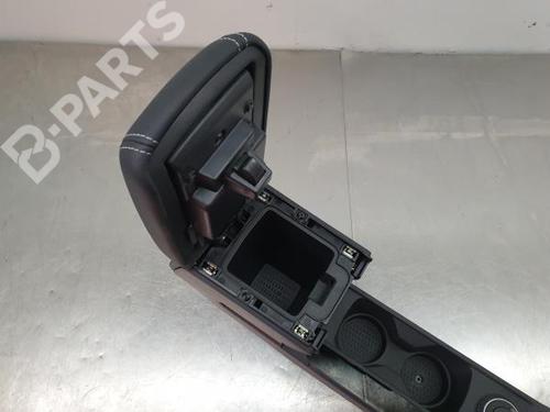 Armrest / Center console DACIA DUSTER (HS_) 1.5 dCi 9748421 | B-Parts