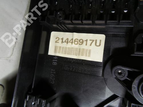 Fuse box VW GOLF VI (5K1) 1.6 TDI 3089221 | B-Parts