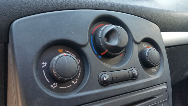 Climate control RENAULT CLIO III (BR0/1, CR0/1) 1.5 dCi 3153385 | B-Parts