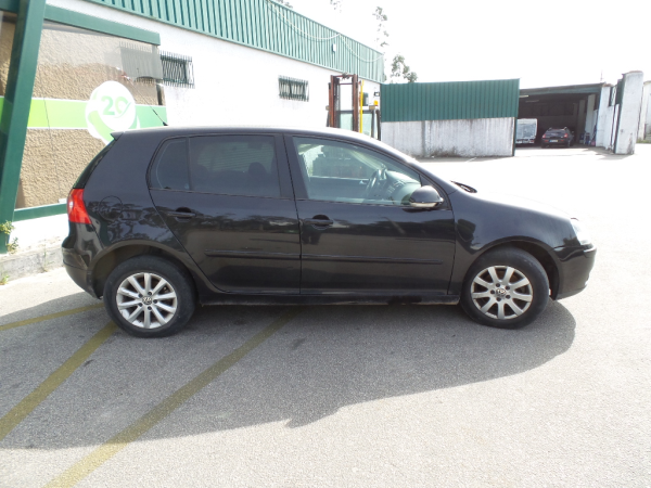 Pièces de voiture d'occasion pour VW GOLF V (1K1) 1.9 TDI V4086 | B-Parts