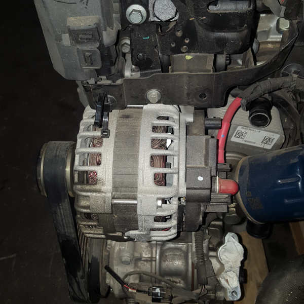 Alternador RENAULT MEGANE IV Hatchback (B9A/M/N_) 1.5 dCi 110 (B9A3 ...