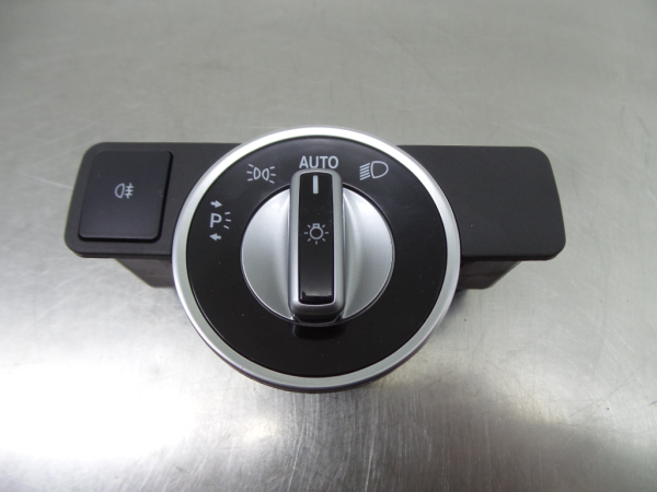 Switch MERCEDES-BENZ A-CLASS (W176) A 180 (176.042) 3117270 | B-Parts