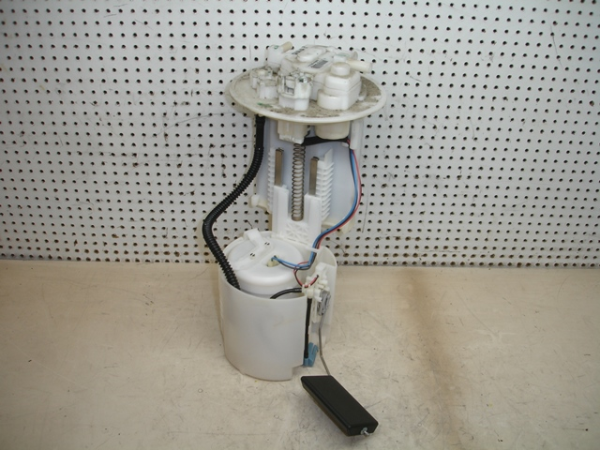 Fuel pump TOYOTA AURIS (_E18_) 1.8 (ZRE182) 4826596 | B-Parts