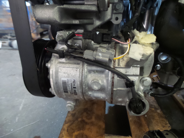 AC compressor RENAULT MEGANE IV Hatchback (B9A/M/N_) 1.2 TCe 130 (B9MR ...