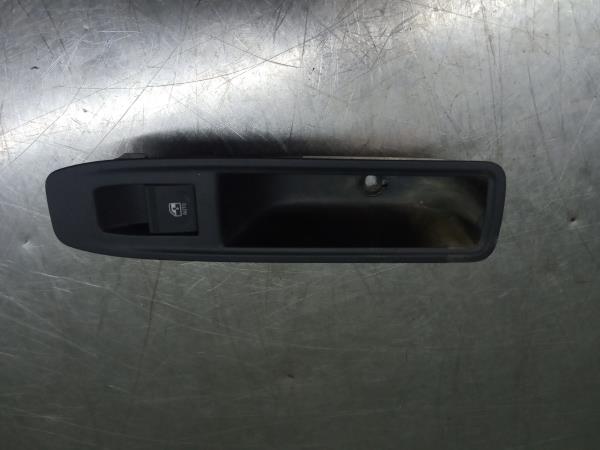 Left rear window switch RENAULT CAPTUR II TCe 100 (HFMT) 6909214 | B-Parts