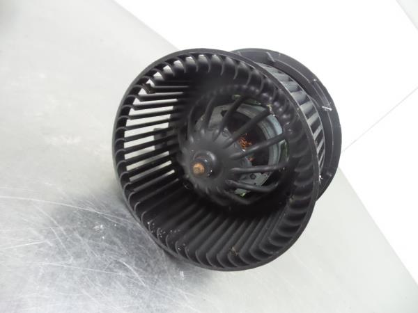 Heater blower motor DACIA DUSTER (HS_) 1.5 dCi 4x4 (HSMC, HSMD) 6419764 ...
