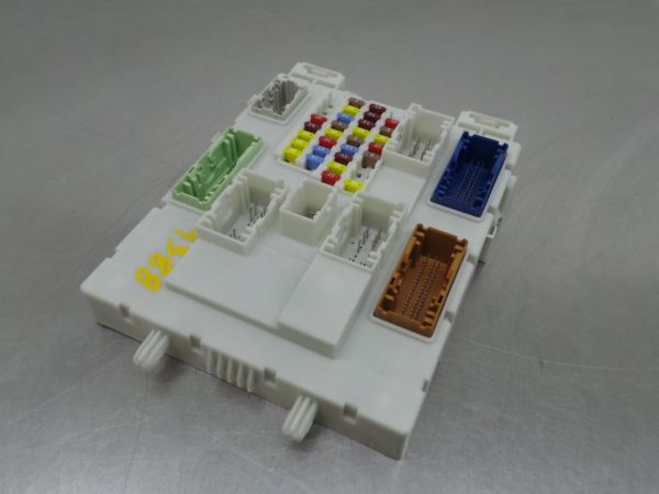 Fuse box FORD C-MAX II (DXA/CB7, DXA/CEU) 1.0 EcoBoost 3190076 | B-Parts