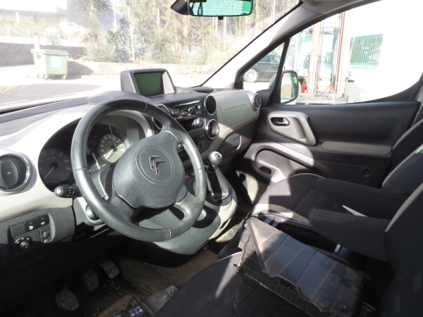 Start/Stop ECU CITROËN BERLINGO MULTISPACE (B9) 1.6 HDi 90 9801739380 / 94563K02 | B-Parts