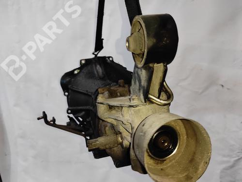 Manual gearbox HYUNDAI H100 Van 2.5 D T131974 | B-Parts