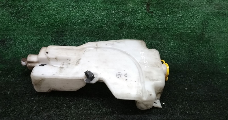 Windscreen washer tank FORD RANGER (ER, EQ, R_) 2.5 TD 4x4 6172968 | B ...