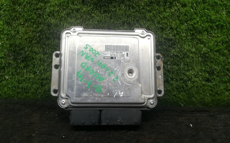 Engine control unit (ECU) HONDA ACCORD VII (CL, CN) 2.2 i-CTDi (CN1 ...