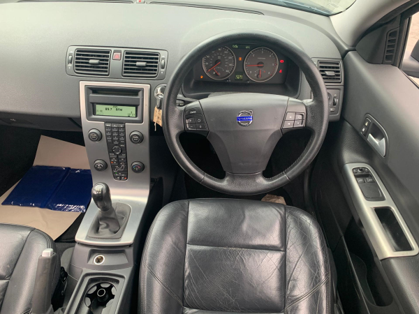 Rear bumper VOLVO C30 (533) 1.6 D | B-Parts