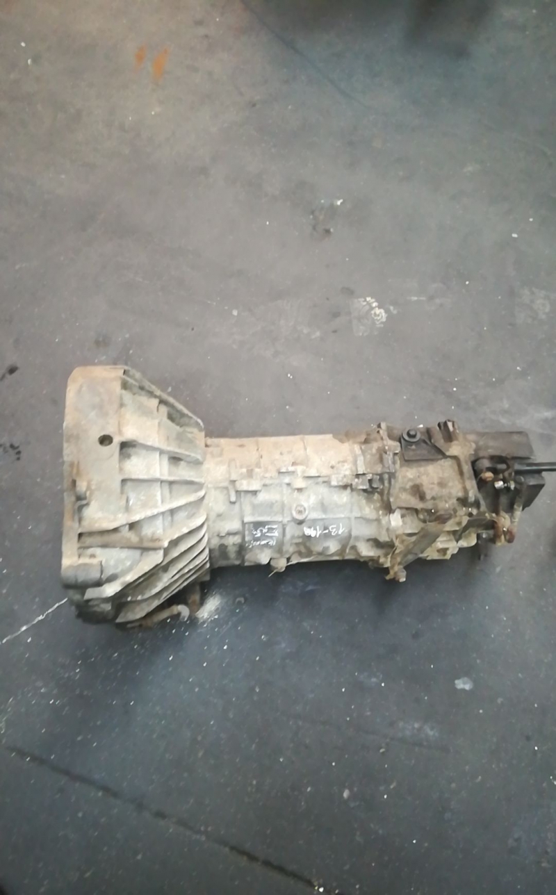Manual gearbox PEUGEOT 505 (551A) 2.0 N/V | B-Parts