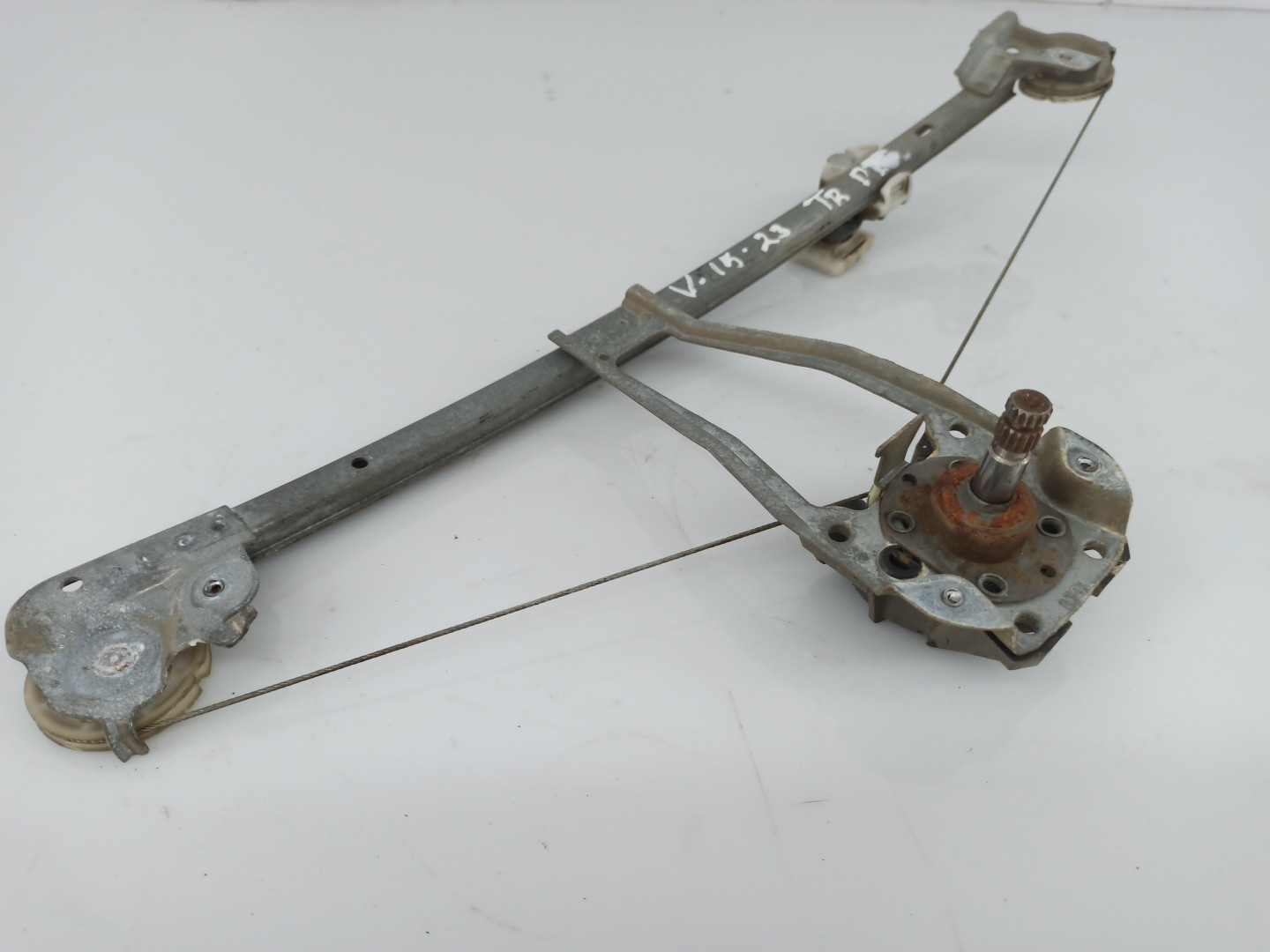 Rear right window mechanism MERCEDES-BENZ C-CLASS (W202) C 250 D (202. ...