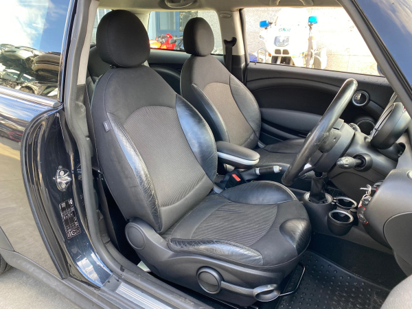 Rear wiper motor MINI MINI (R56) Cooper D 6763-6 932 013 -04 | B-Parts