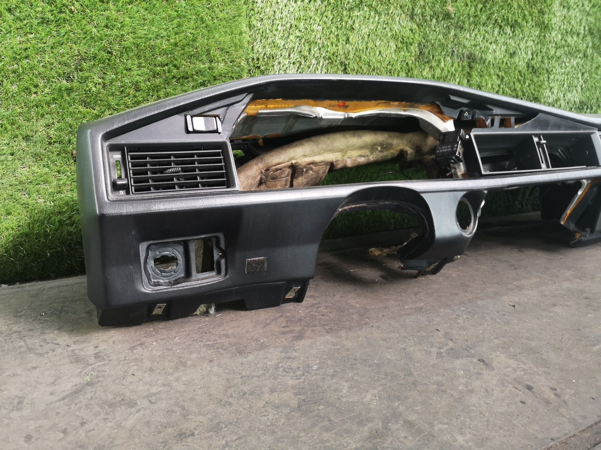 Dashboard MERCEDES-BENZ 190 (W201) 7056309 | B-Parts