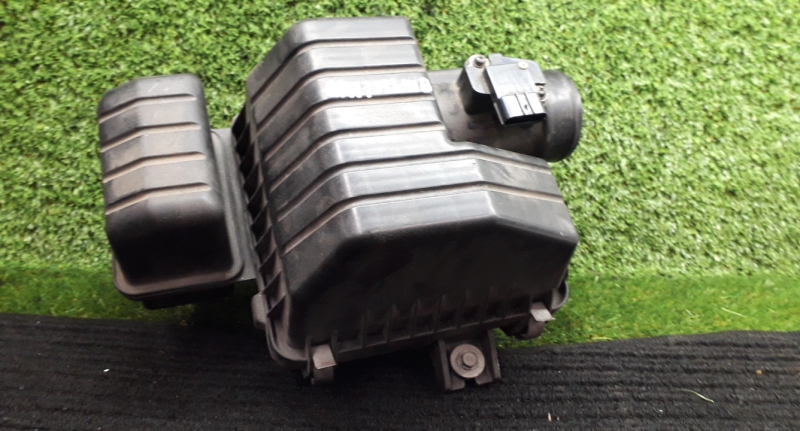 Air filter box HONDA CIVIC VIII Saloon (FD, FA) 1.3 IMA (FA3, FD3) 6199042 | B-Parts