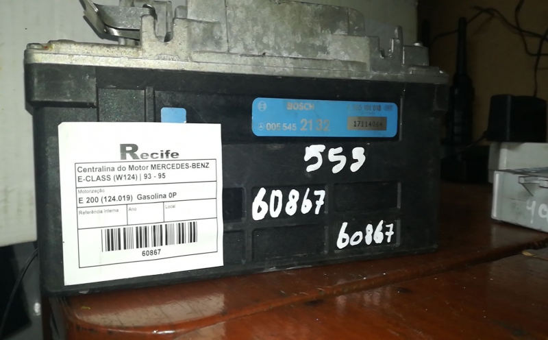 Engine control unit (ECU) MERCEDES-BENZ E-CLASS (W124) E 200 (124.019 ...