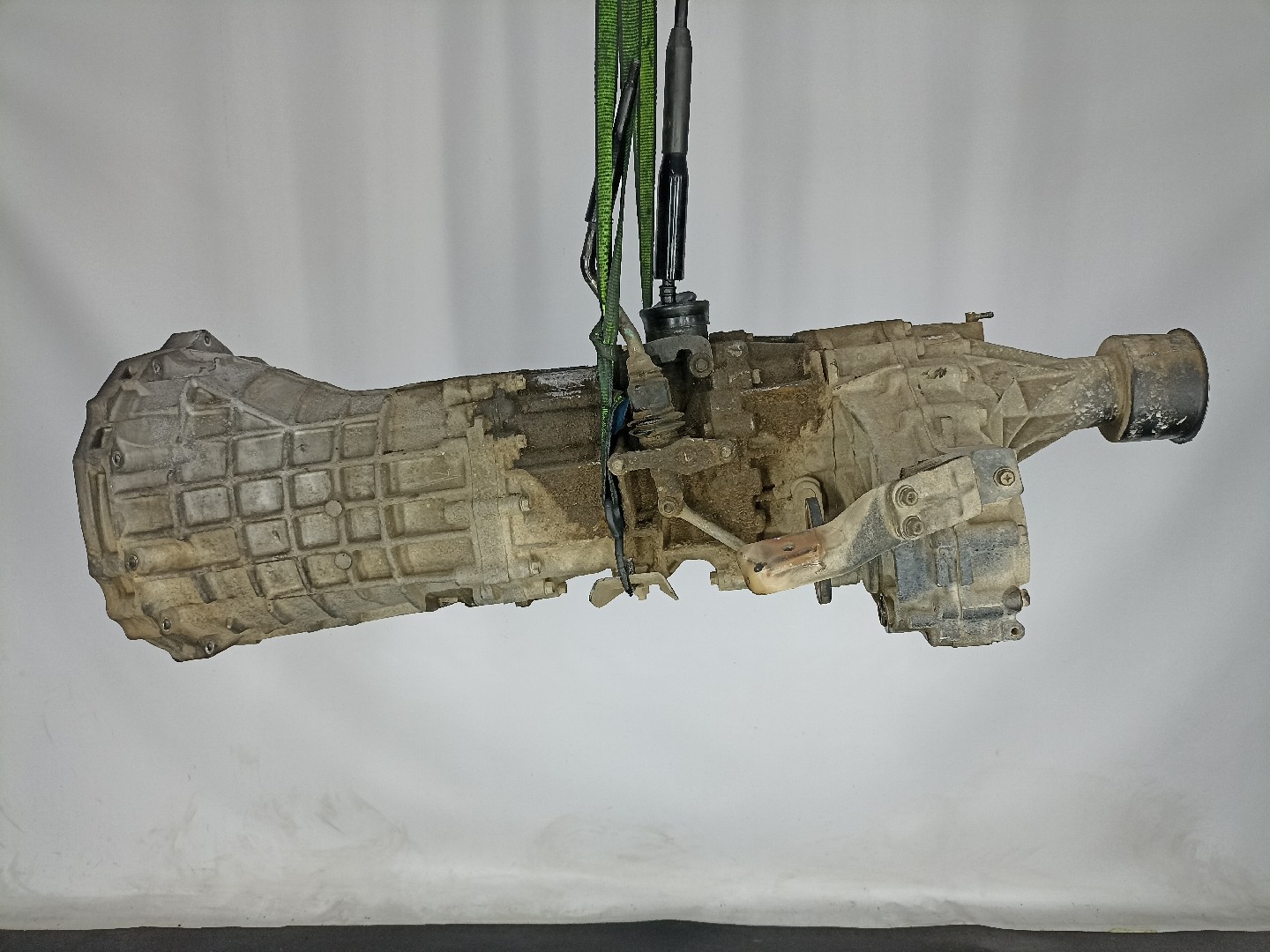 Transfer box NISSAN NAVARA Platform/Chassis (D22) 2.5 Di 12206678 | B-Parts