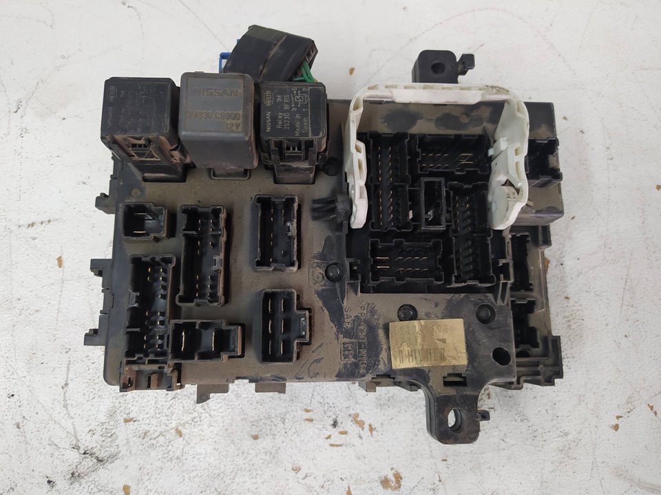Boîte à Fusibles NISSAN TERRANO II (R20) 2.7 TD 4WD 8701322 | B-Parts