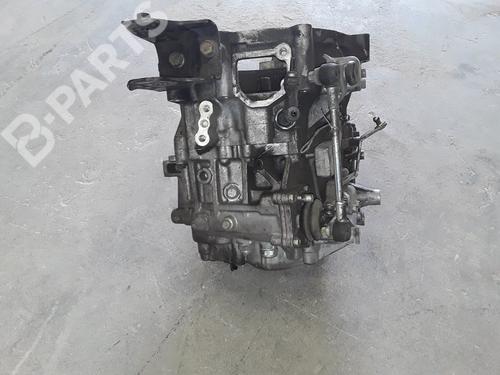 Manual gearbox DODGE CALIBER 2.0 CRD 8582297 | B-Parts