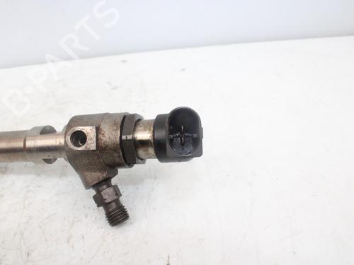 Injecteur AUDI A3 Sportback (8PA) 1.6 TDI 16293860 | B-Parts