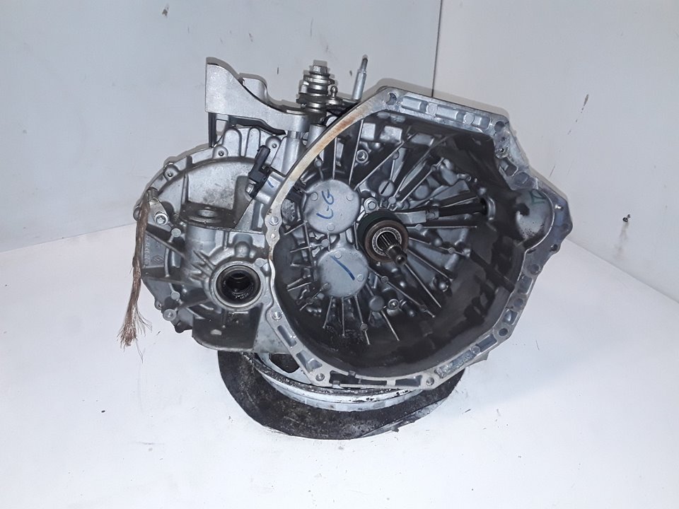 Manual gearbox MERCEDES-BENZ VITO Van (W447) 10502499 | B-Parts