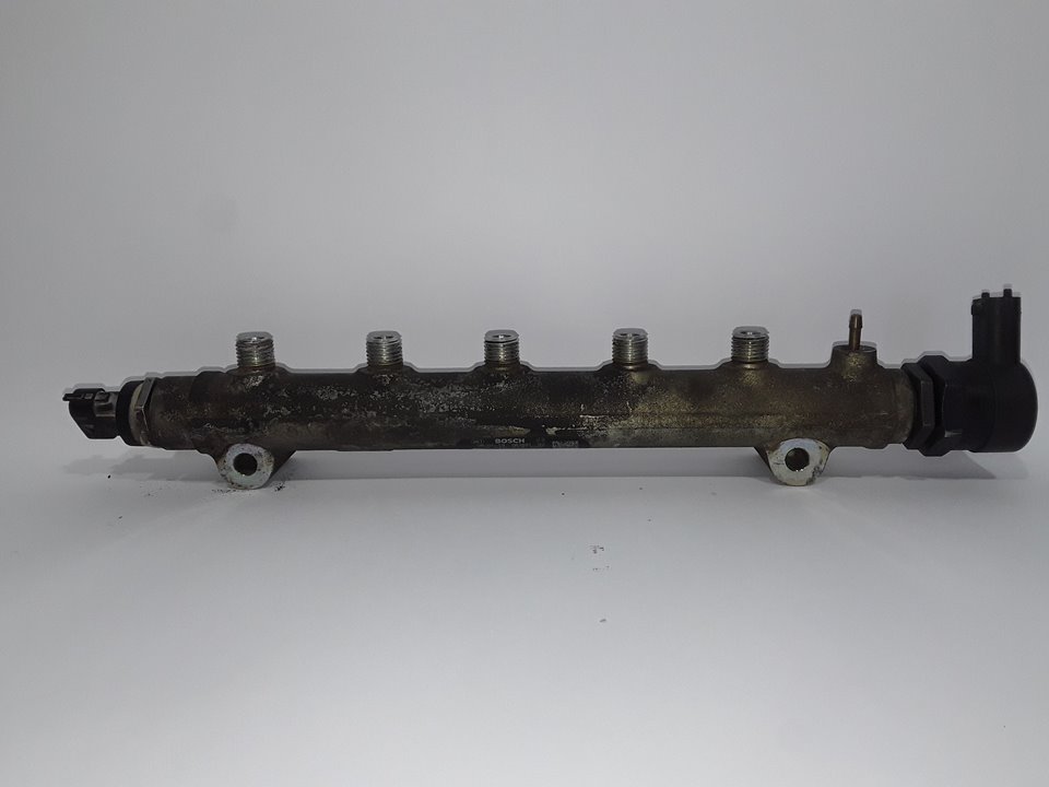 Injection rail HYUNDAI SANTA FÉ II SUV Van (CM) CRDi 4x4 10635084 | B-Parts