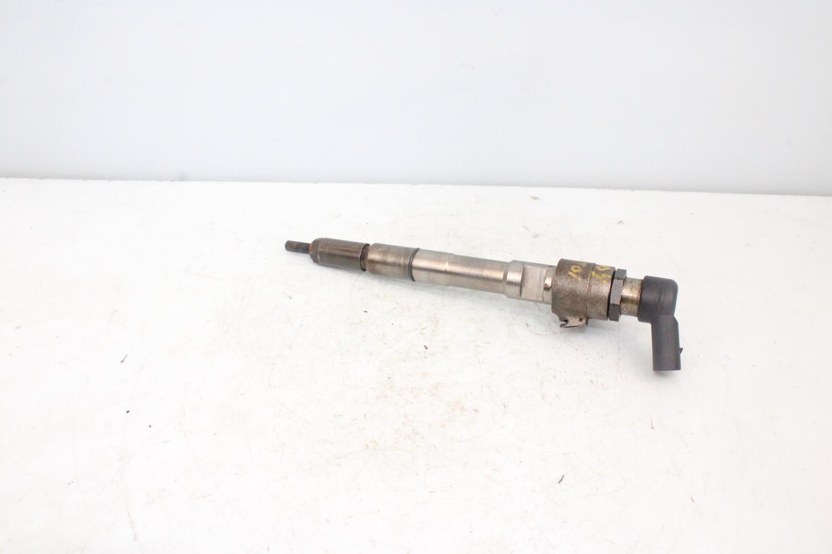 Injecteur AUDI A3 Sportback (8PA) 1.6 TDI 16293860 | B-Parts