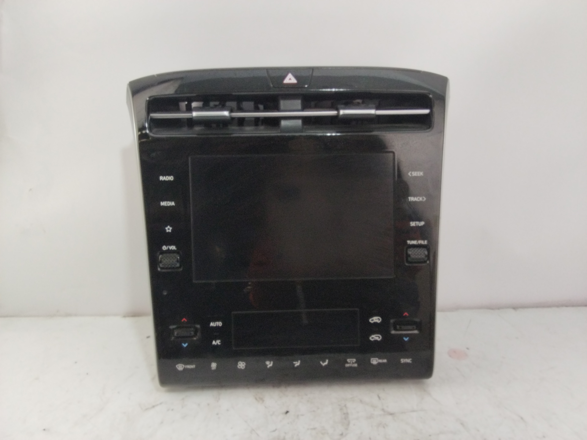 Switch HYUNDAI TUCSON (NX4E, NX4A) 24300952 | B-Parts