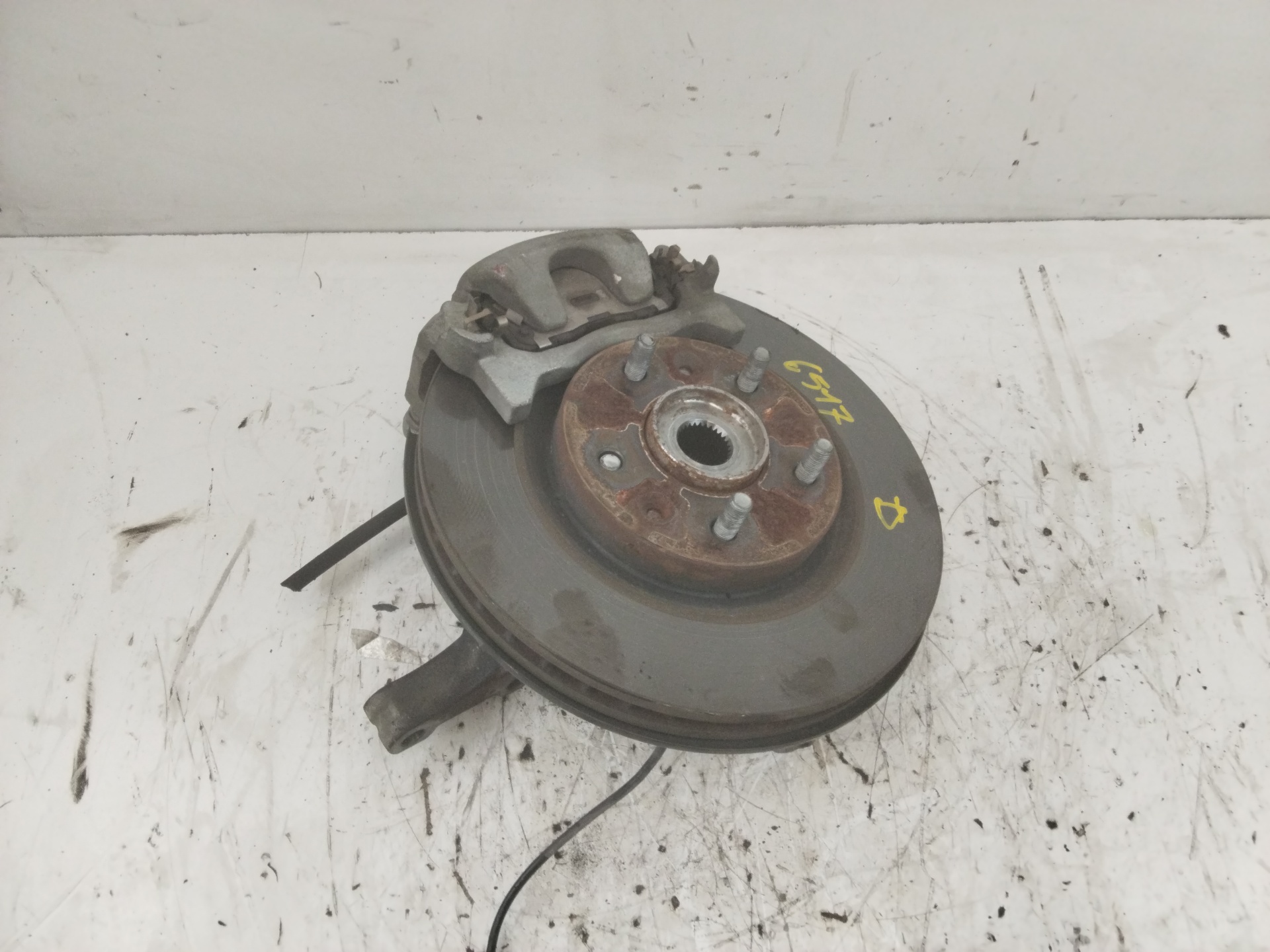 Right front steering knuckle NISSAN LEAF (ZE0) Electric 18001350 | B-Parts
