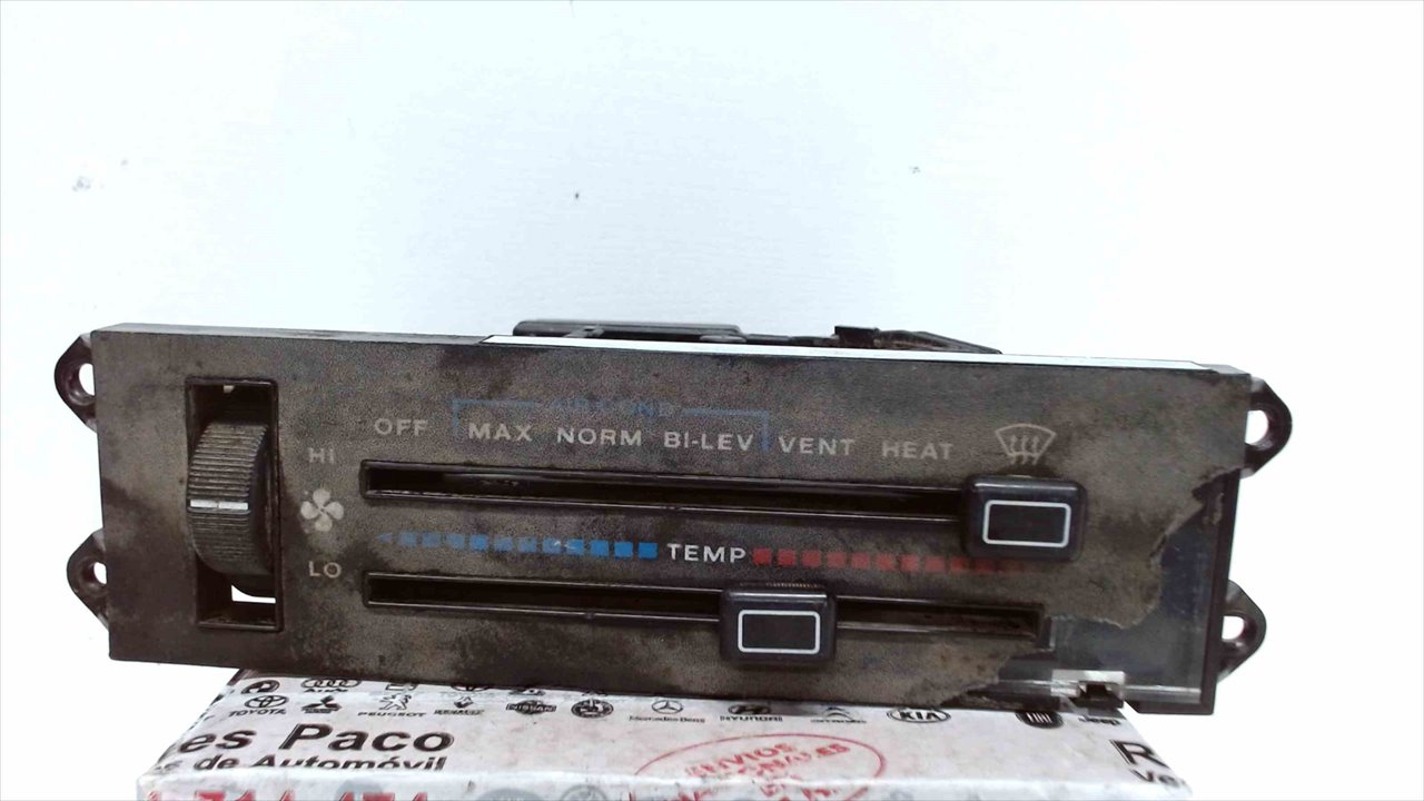 Climate control JEEP CHEROKEE (XJ) 2.5 TD 4x4 9066901 | B-Parts