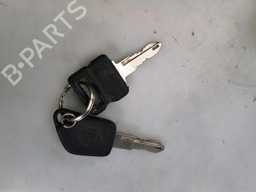 Clé de contact RENAULT 19 I Chamade (L53_) 1.9 D (L534, L53J) 13673742 ...