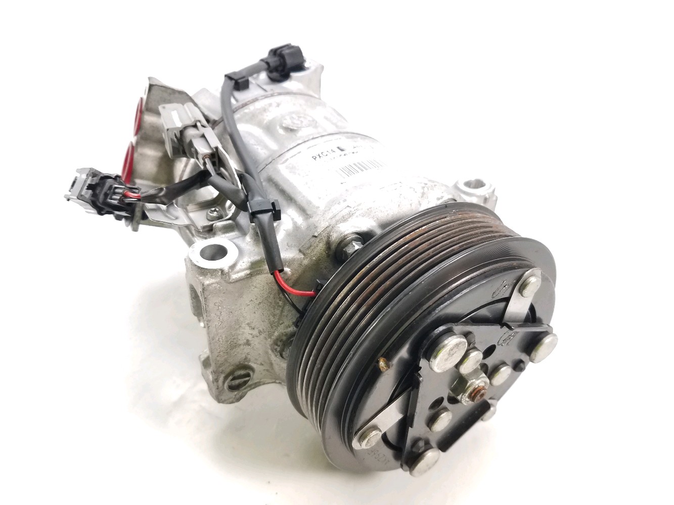 AC compressor RENAULT MEGANE IV Hatchback (B9A/M/N_) 1.5 Blue dCi 115 ...