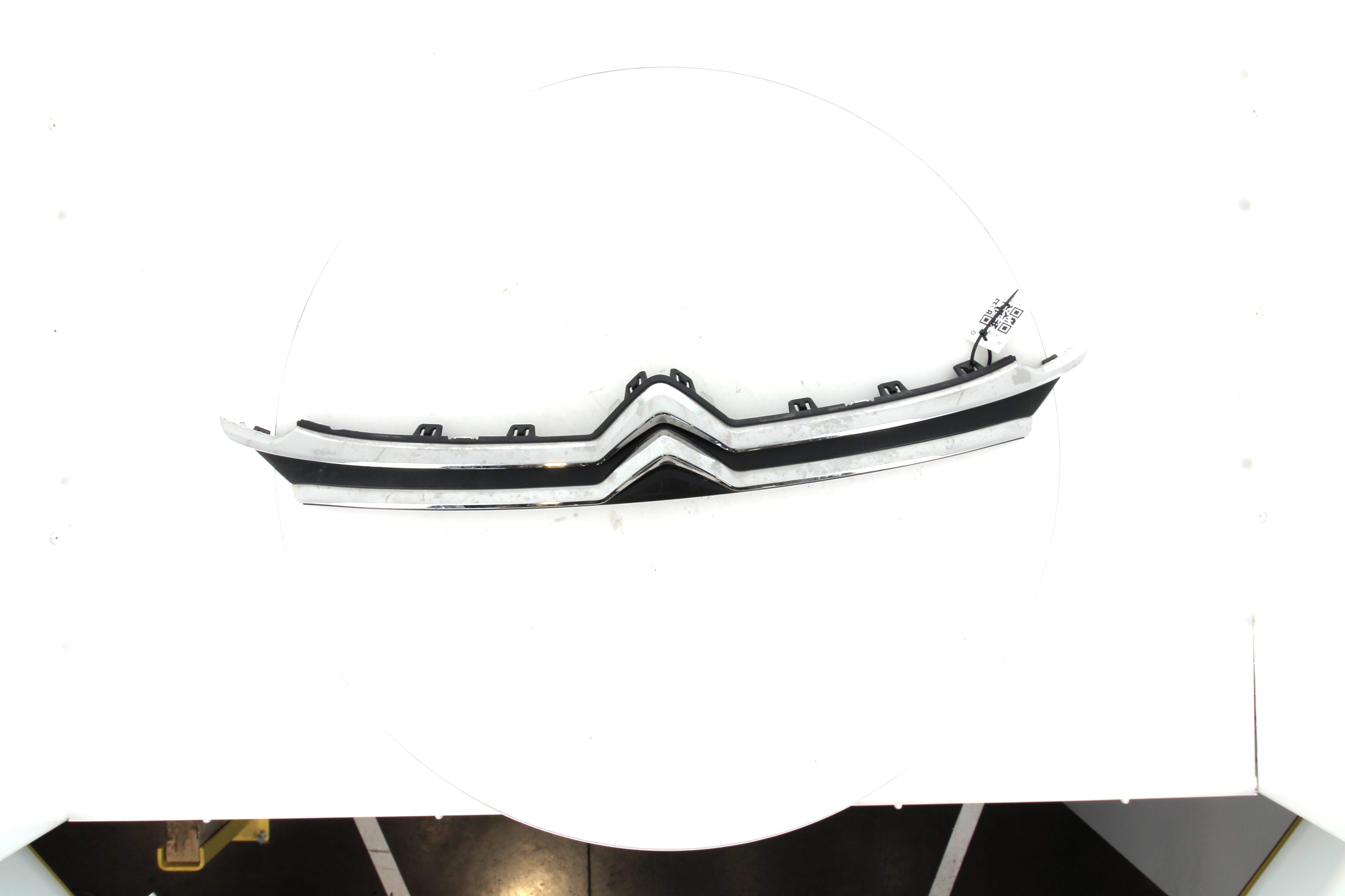 Grille CITROËN C4 III (BA_, BB_, BC_) 1.2 PureTech 130 (BAHNSA, BAHNSB ...