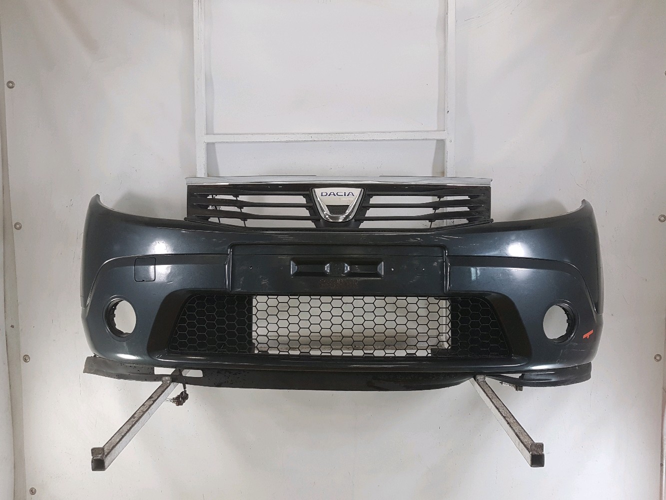 Front bumper DACIA SANDERO 1.4 MPI LPG 12237557 | B-Parts