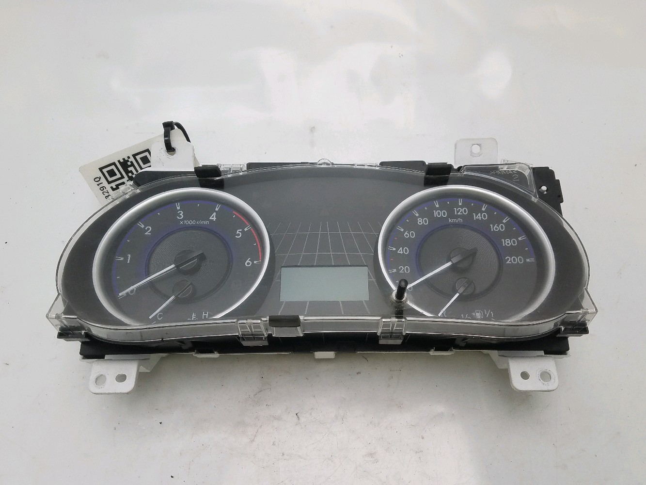 Instrument cluster TOYOTA HILUX VIII Pickup (_N1_) 2.4 D 4WD (GUN125 ...