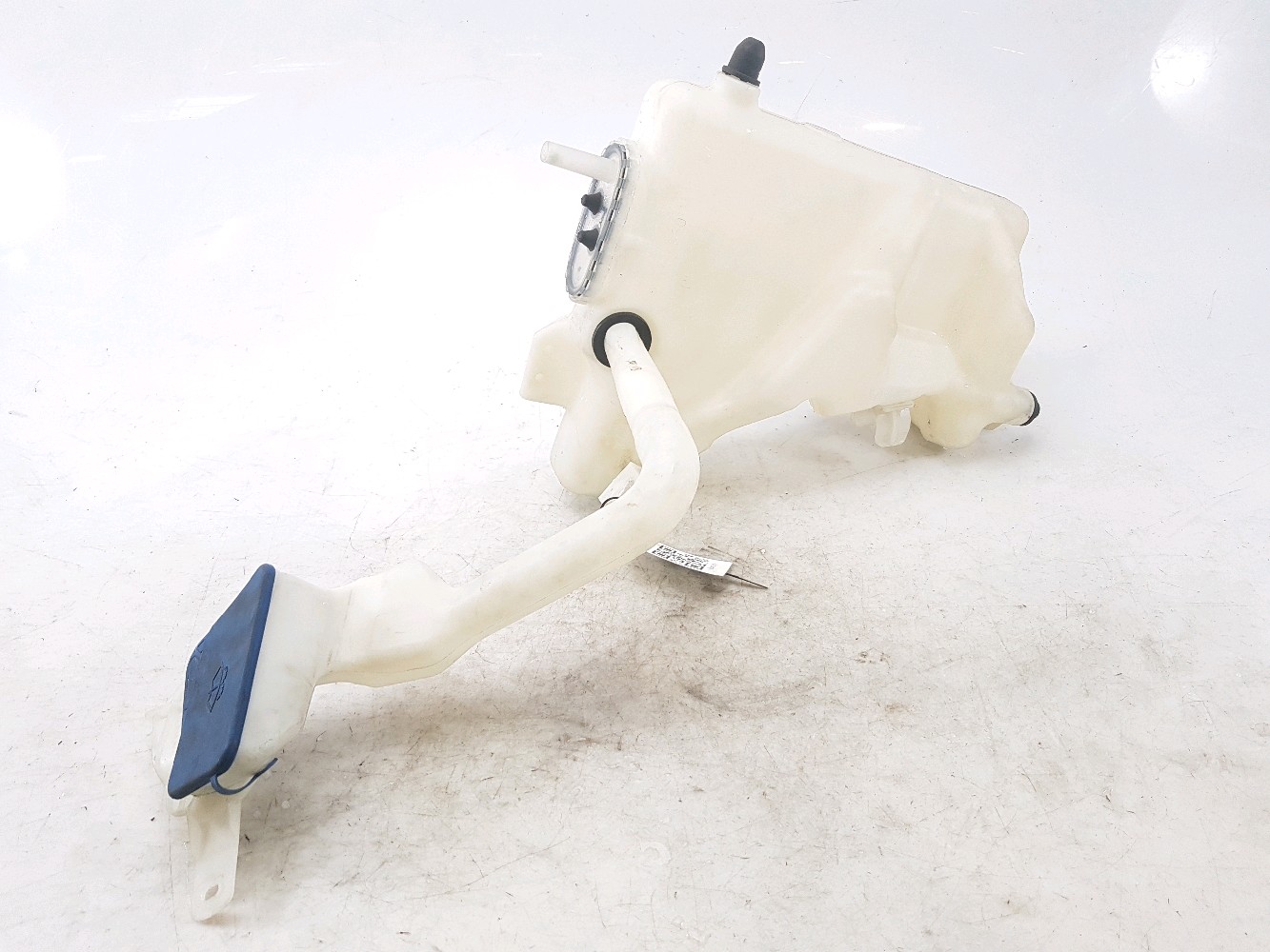 Windscreen washer tank MERCEDES-BENZ E-CLASS (W211) E 220 CDI (211.006 ...