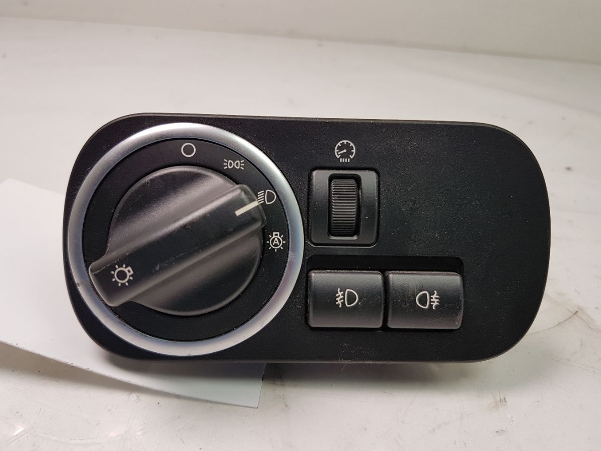 Switch LAND ROVER DISCOVERY IV (L319) 3.0 SDV6 4x4 10444328 | B-Parts