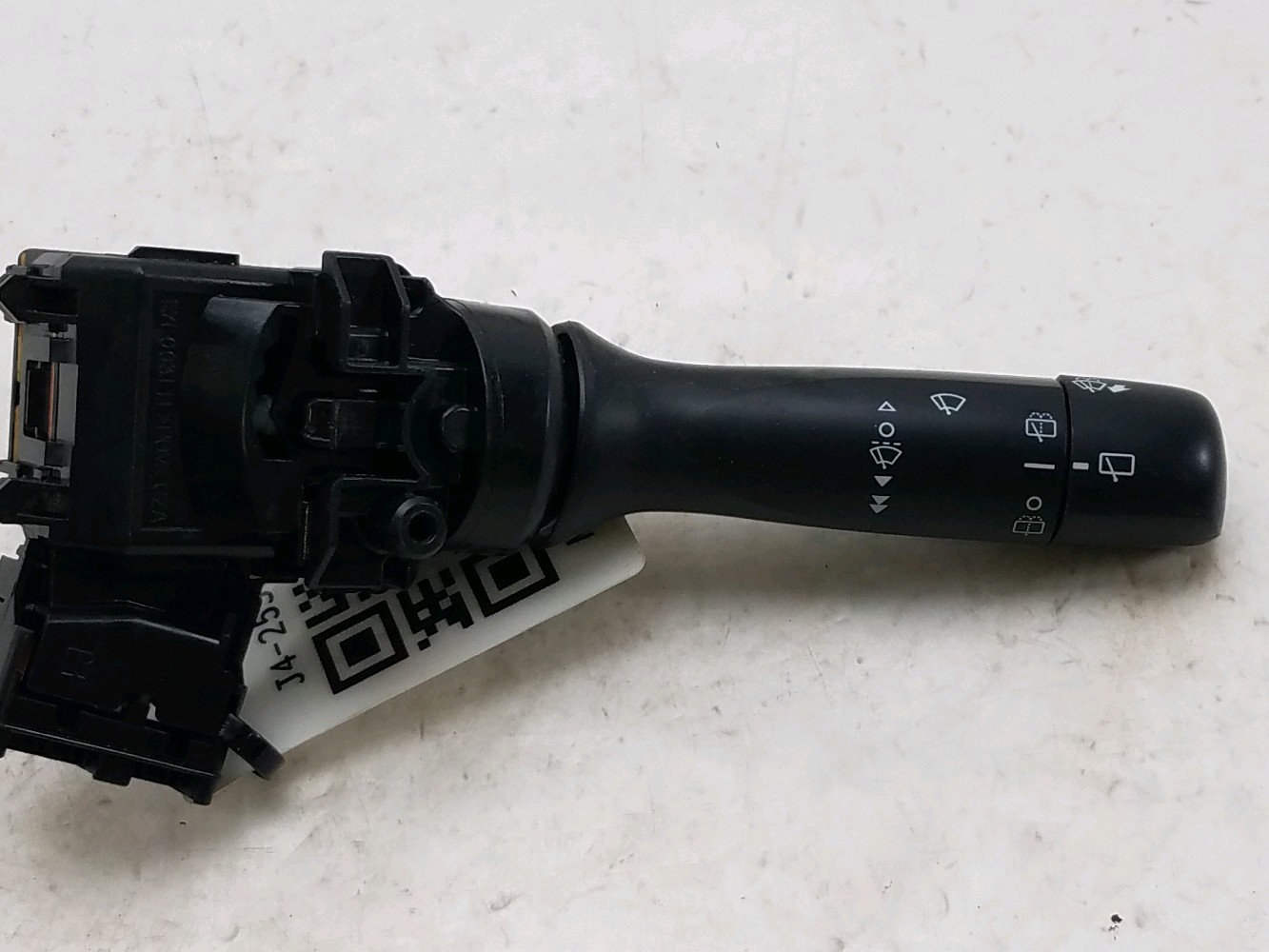 Switch CITROËN C1 II (PA_, PS_) 1.0 VTi 68 10451056 | B-Parts