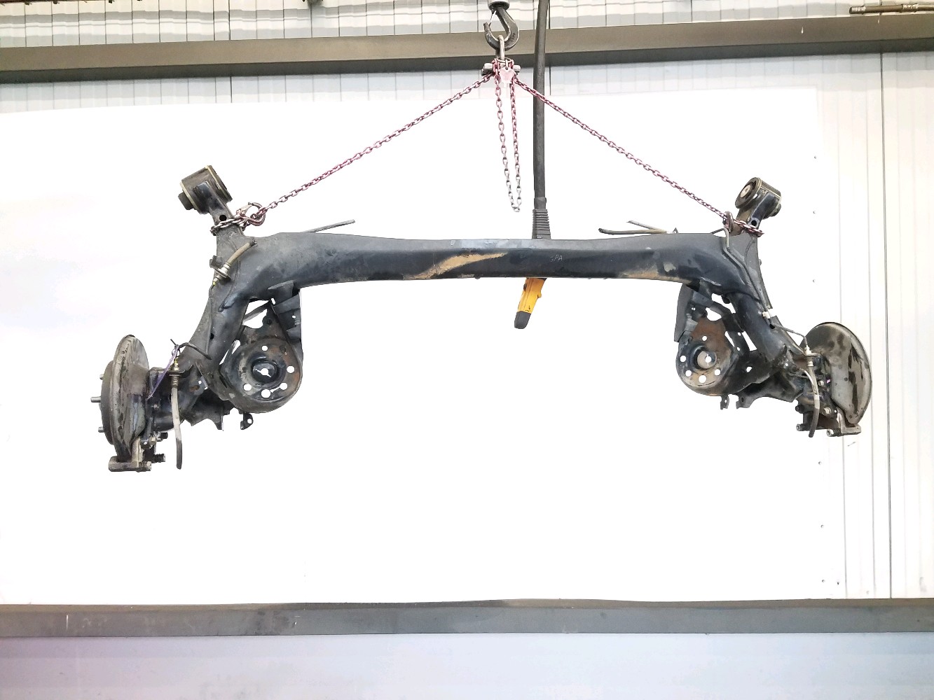 Rear axle HONDA JAZZ III (GE_, GG_, GP_, ZA_) 1.2 (GG1) 10479957 | B-Parts