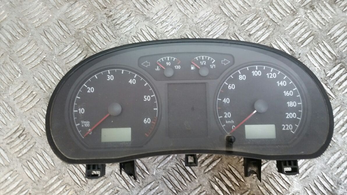 Instrument cluster VW POLO (9N_, 9A_) 1.2 12V 10742525 | B-Parts