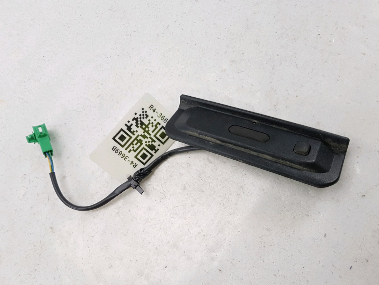Tailgate handle SUZUKI SWIFT V (AZ) 1.2 SHVS AllGrip (A2L412) 10434011 ...