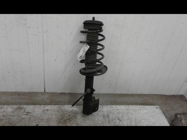 Right front shock absorber PEUGEOT 308 I (4A_, 4C_) 1.6 HDi 8966243 | B ...