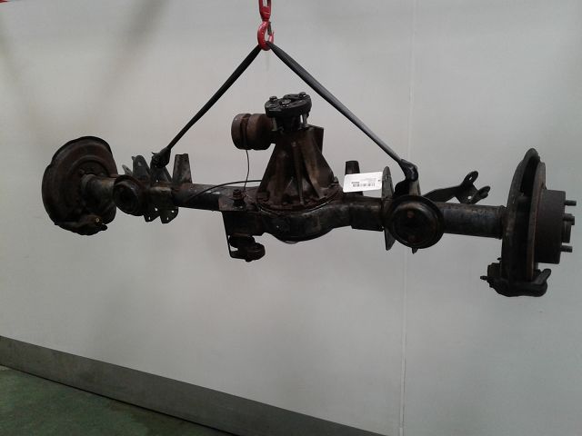 Rear differential LAND ROVER DISCOVERY II (L318) 2.5 Td5 4x4 8984244 ...
