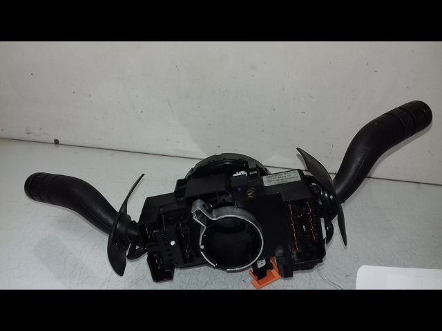 Switch VW FOX Hatchback (5Z1, 5Z3, 5Z4) 1.4 TDI 10053573 | B-Parts